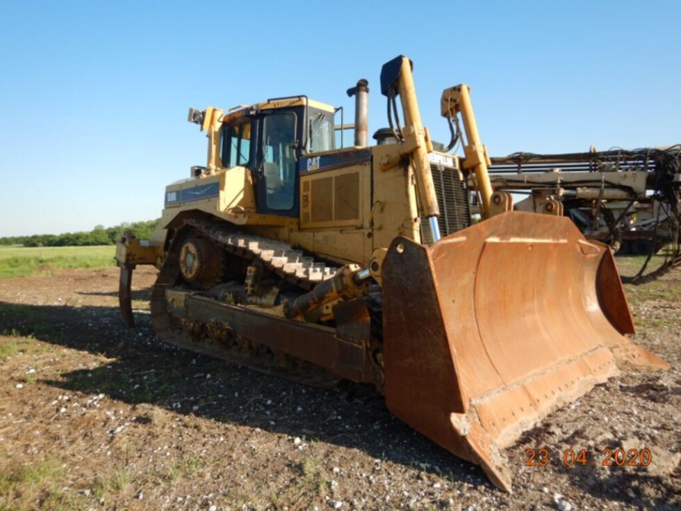 Types of Dozers and Blades In Construction - Interstate Heavy Equipment