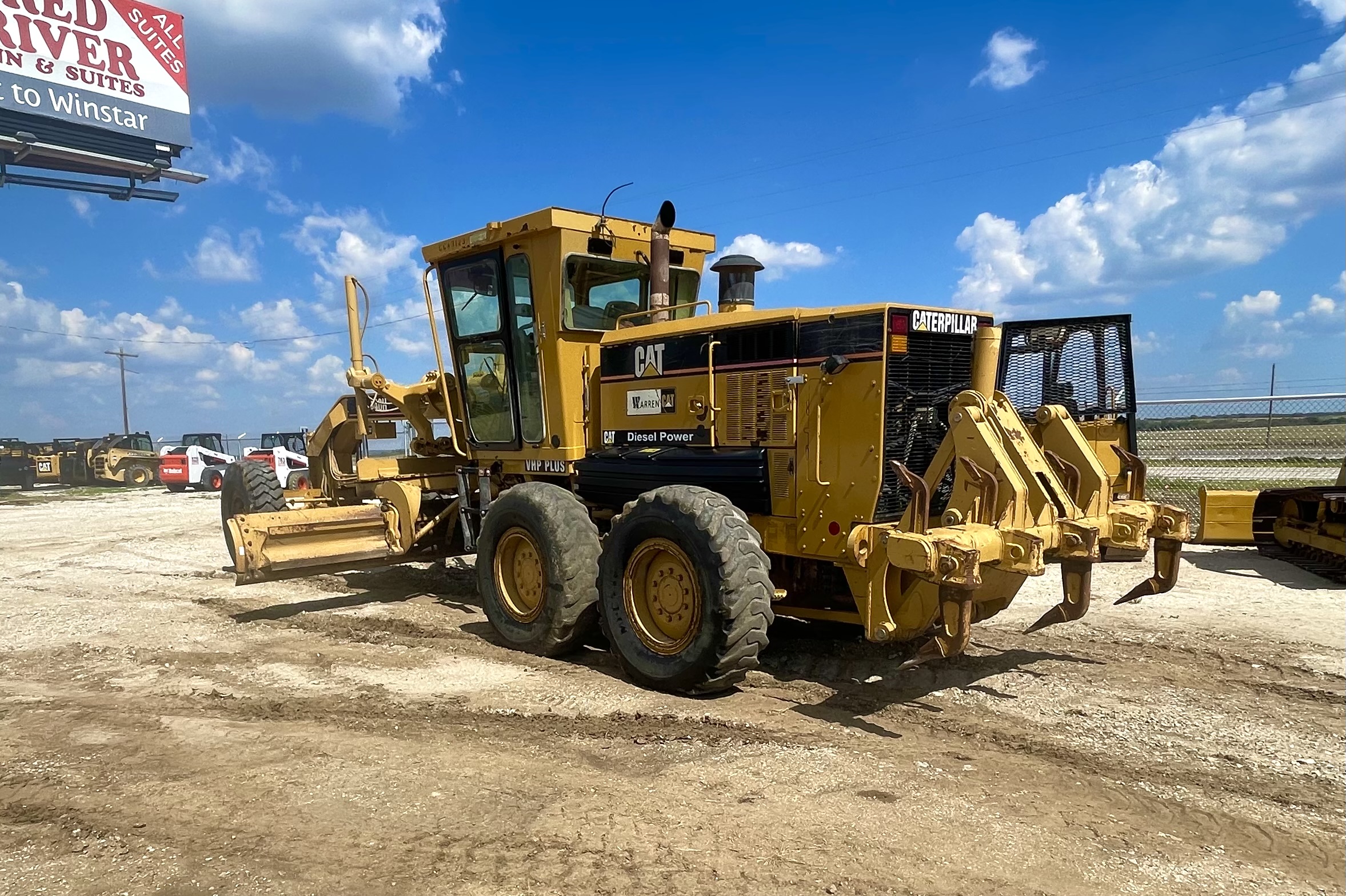 How to Operate Bulldozers: Step-by-Step Techniques - Interstate Heavy ...