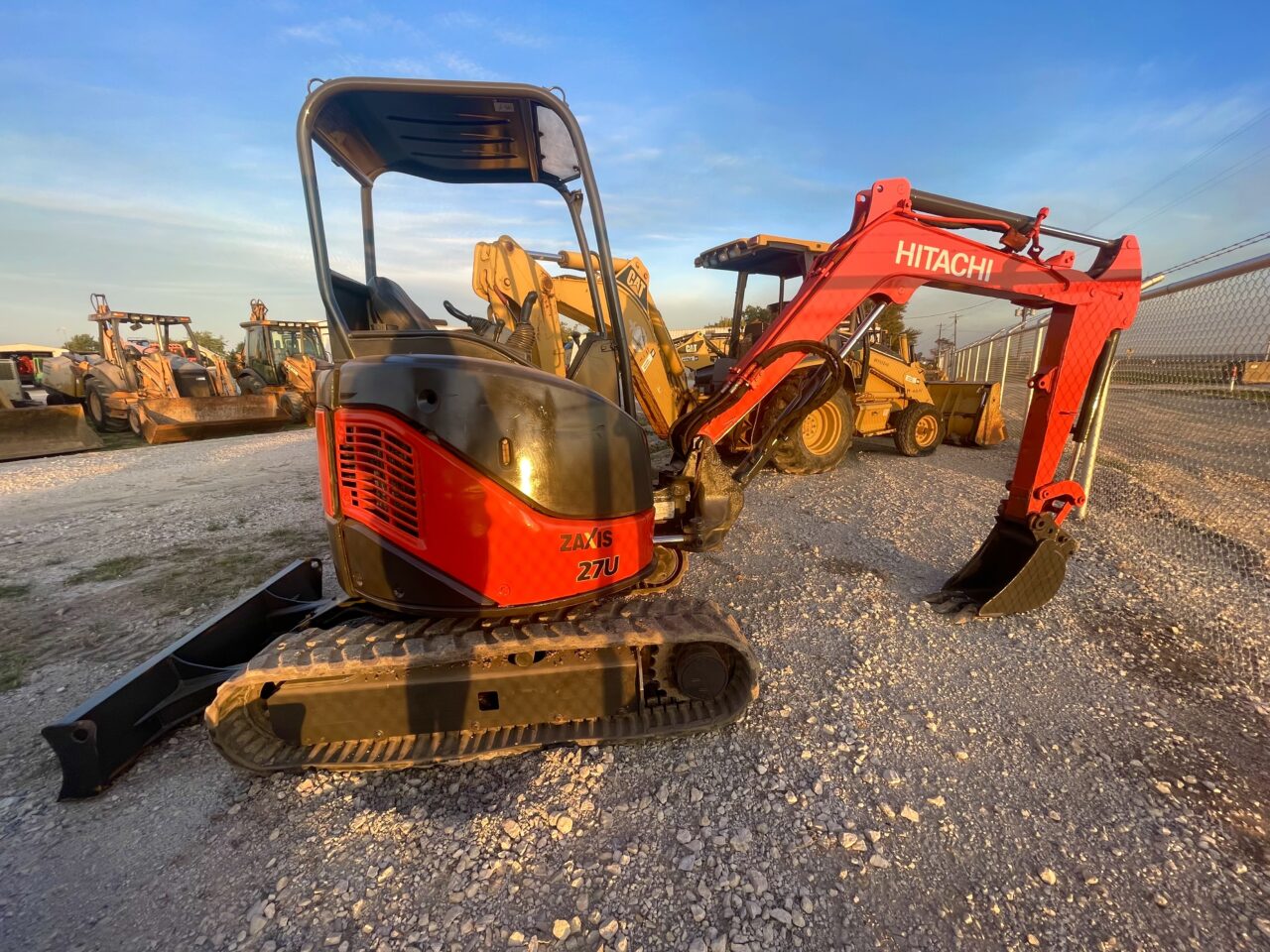 Excavators - Interstate Heavy Equipment