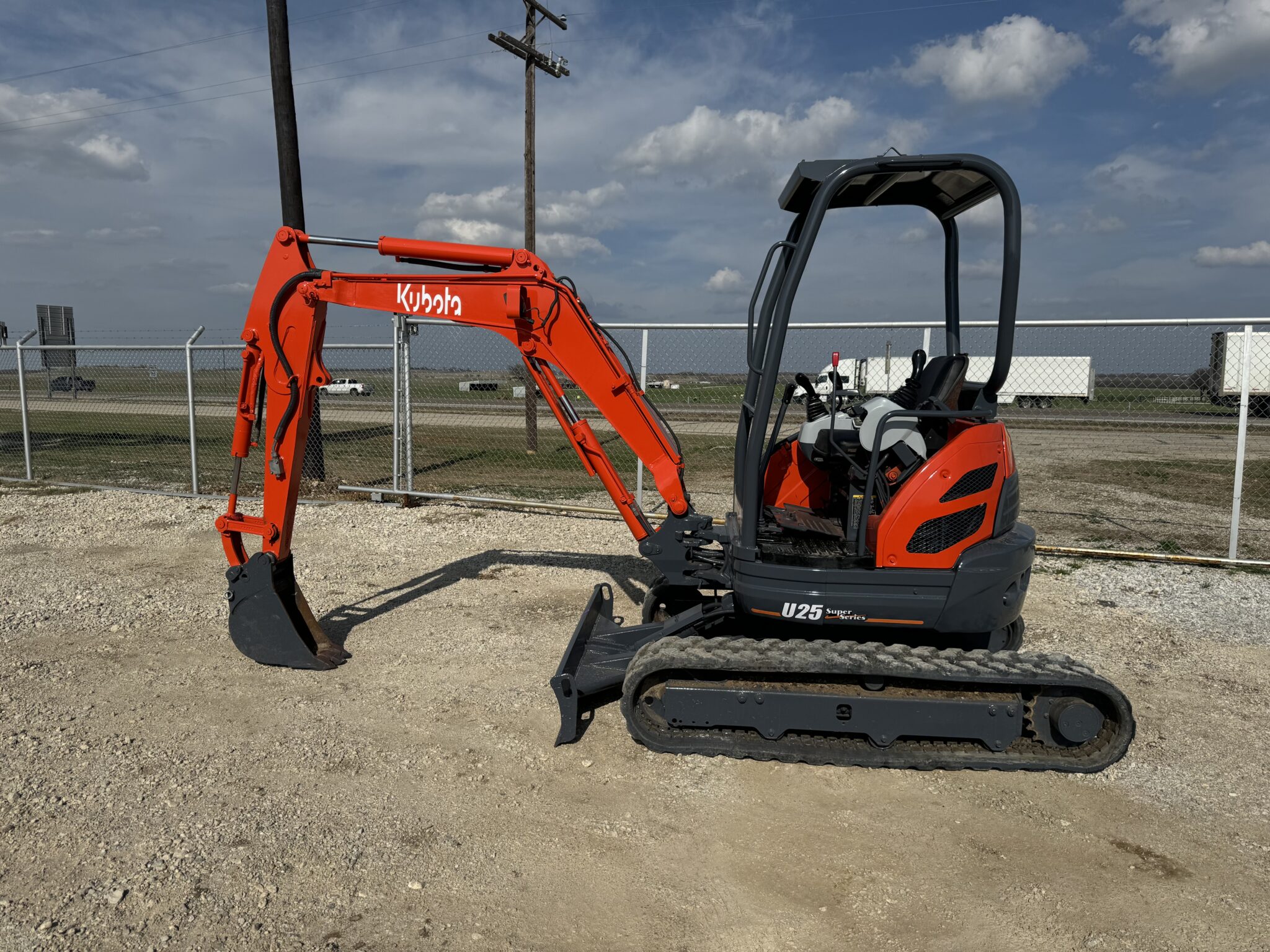 Excavators - Interstate Heavy Equipment