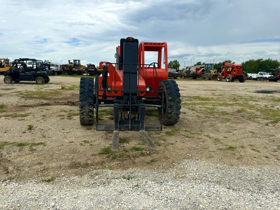 Skytrak 8042 Telehandler - Interstate Heavy Equipment