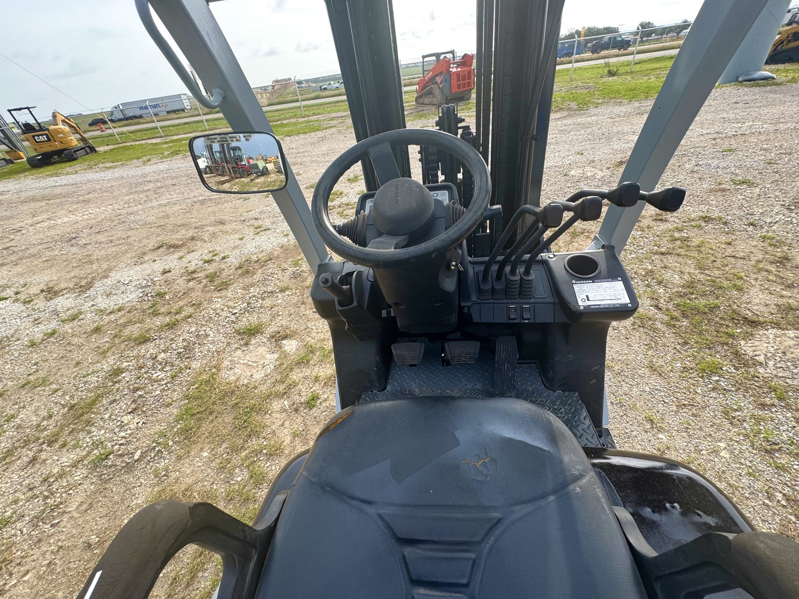 Nissan MCU1F2A30LV Forklift - Interstate Heavy Equipment