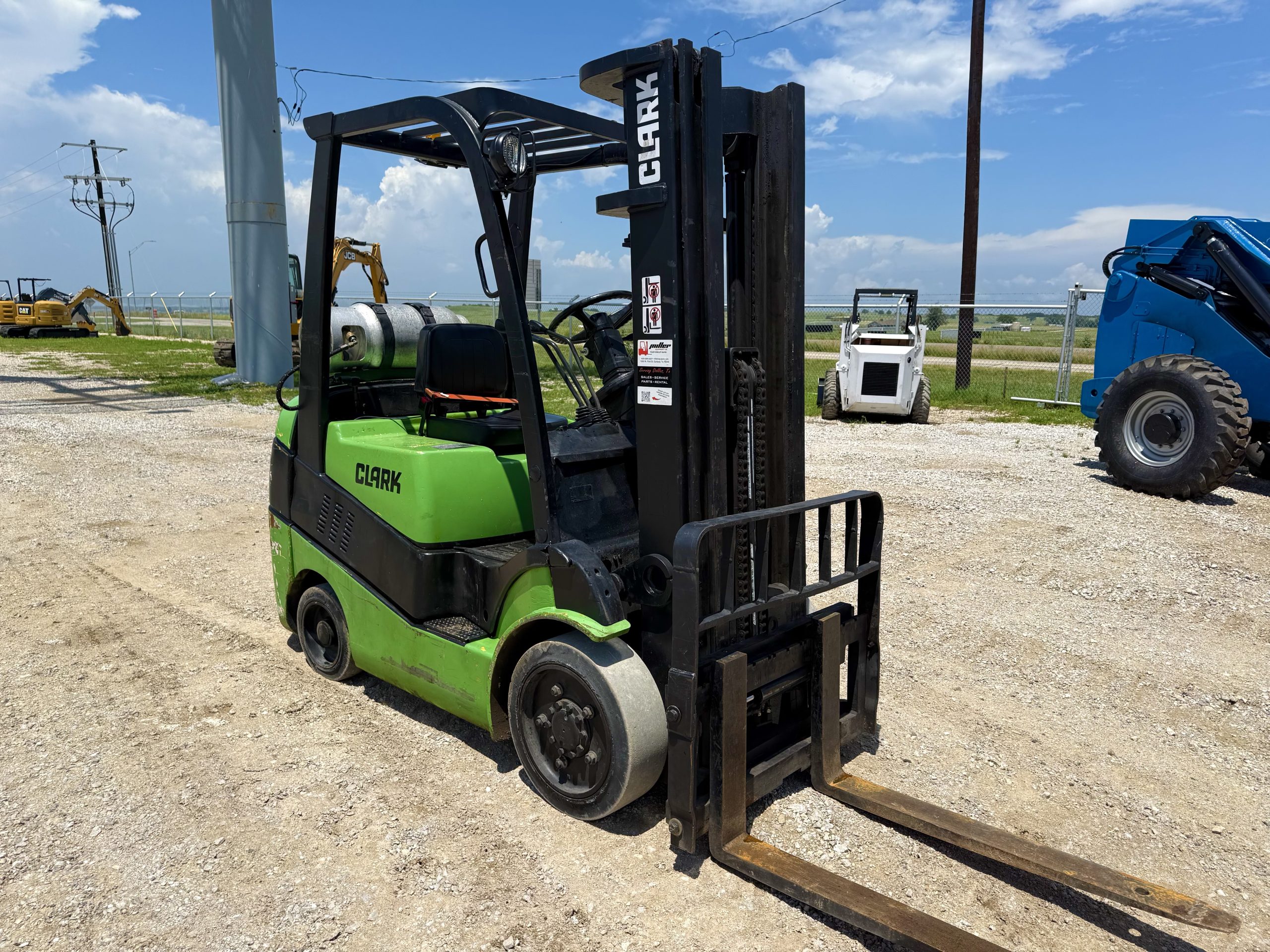 Clark C25CL Forklift - Interstate Heavy Equipment